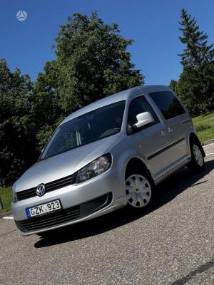 Grey Volkswagen Caddy 2013 in Vilnius, with an engine capacity of 1.60 L and mileage of 311 thousand km for 5500 €, photo 3 on AUTOMOTO.COM.LV