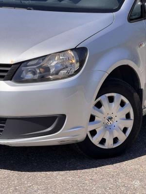 Grey Volkswagen Caddy 2013 in Vilnius, with an engine capacity of 1.60 L and mileage of 311 thousand km for 5500 €, photo 6 on AUTOMOTO.COM.LV