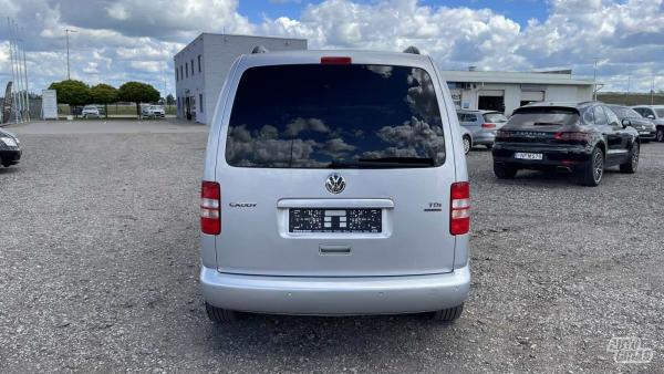 Grey Volkswagen Caddy 2013 in Marijampole, with an engine capacity of 1.60 L and mileage of 261 thousand km for 7690 €, photo 6 on AUTOMOTO.COM.LV