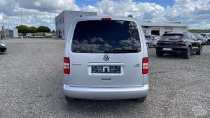 Grey Volkswagen Caddy 2013 in Marijampole, with an engine capacity of 1.60 L and mileage of 261 thousand km for 7690 €, photo 7 on AUTOMOTO.COM.LV