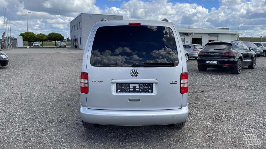 Grey Volkswagen Caddy 2013 in Marijampole, with an engine capacity of 1.60 L and mileage of 261 thousand km for 7690 €, photo 7 on AUTOMOTO.COM.LV