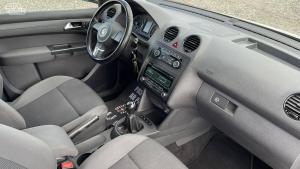 Grey Volkswagen Caddy 2013 in Marijampole, with an engine capacity of 1.60 L and mileage of 261 thousand km for 7690 €, photo 13 on AUTOMOTO.COM.LV