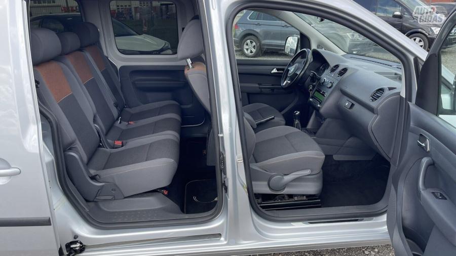Grey Volkswagen Caddy 2013 in Marijampole, with an engine capacity of 1.60 L and mileage of 261 thousand km for 7690 €, photo 16 on AUTOMOTO.COM.LV