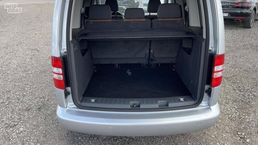Grey Volkswagen Caddy 2013 in Marijampole, with an engine capacity of 1.60 L and mileage of 261 thousand km for 7690 €, photo 17 on AUTOMOTO.COM.LV