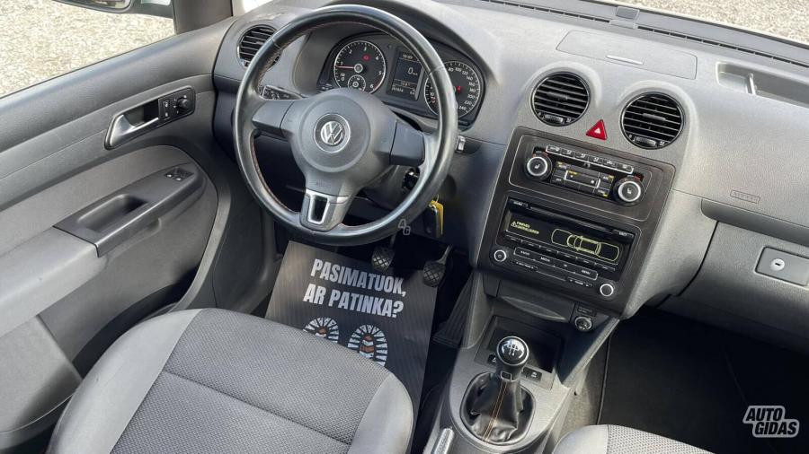 Grey Volkswagen Caddy 2013 in Marijampole, with an engine capacity of 1.60 L and mileage of 261 thousand km for 7690 €, photo 31 on AUTOMOTO.COM.LV