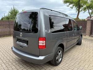 Grey Volkswagen Caddy 2013 in Siauliai, with an engine capacity of 1.60 L and mileage of 282 thousand km for 7100 €, photo 5 on AUTOMOTO.COM.LV