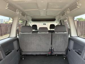 Grey Volkswagen Caddy 2013 in Siauliai, with an engine capacity of 1.60 L and mileage of 282 thousand km for 7100 €, photo 19 on AUTOMOTO.COM.LV