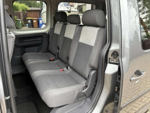 Grey Volkswagen Caddy 2013 in Siauliai, with an engine capacity of 1.60 L and mileage of 282 thousand km for 7100 €, photo 20 on AUTOMOTO.COM.LV