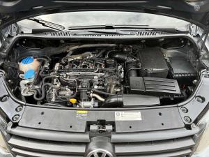 Grey Volkswagen Caddy 2013 in Siauliai, with an engine capacity of 1.60 L and mileage of 282 thousand km for 7100 €, photo 30 on AUTOMOTO.COM.LV