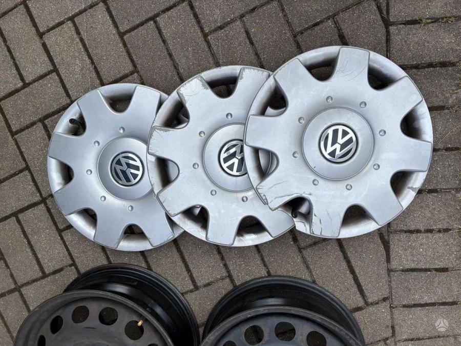Grey Volkswagen Caddy 2013 in Siauliai, with an engine capacity of 1.60 L and mileage of 282 thousand km for 7100 €, photo 32 on AUTOMOTO.COM.LV