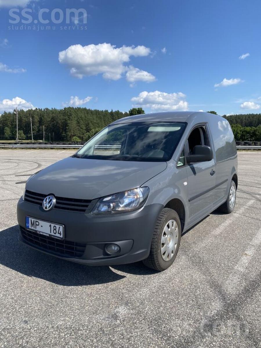 Pelēks Volkswagen Caddy 2013 Valmiera, ar dzinēja tilpumu 1.60 L un nobraukumu 485 tūkst. km par 3500 €, foto 1 vietnē AUTOMOTO.COM.LV