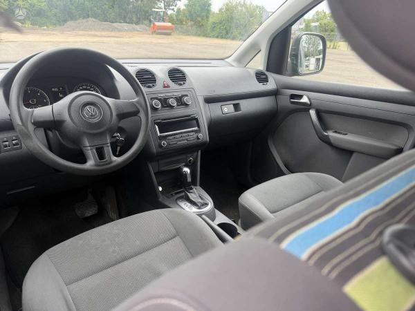 Pelēks Volkswagen Caddy 2013 Kauņa, ar dzinēja tilpumu 1.60 L un nobraukumu 410 tūkst. km par 3900 €, foto 8 vietnē AUTOMOTO.COM.LV