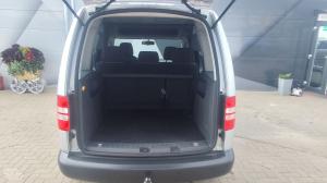 Pelēks Volkswagen Caddy 2013 Ramučiai, ar dzinēja tilpumu 1.60 L un nobraukumu 209 tūkst. km par 6450 €, foto 13 vietnē AUTOMOTO.COM.LV