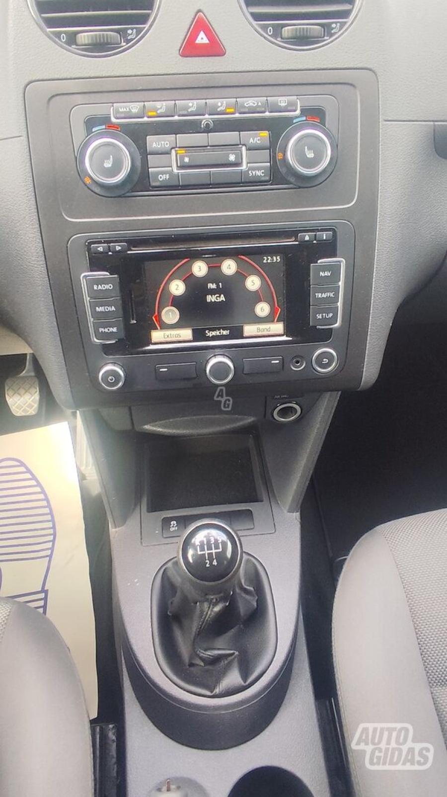 Pelēks Volkswagen Caddy 2013 Ramučiai, ar dzinēja tilpumu 1.60 L un nobraukumu 209 tūkst. km par 6450 €, foto 16 vietnē AUTOMOTO.COM.LV