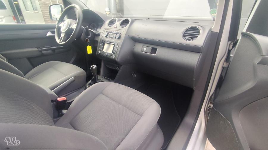 Pelēks Volkswagen Caddy 2013 Ramučiai, ar dzinēja tilpumu 1.60 L un nobraukumu 209 tūkst. km par 6450 €, foto 19 vietnē AUTOMOTO.COM.LV