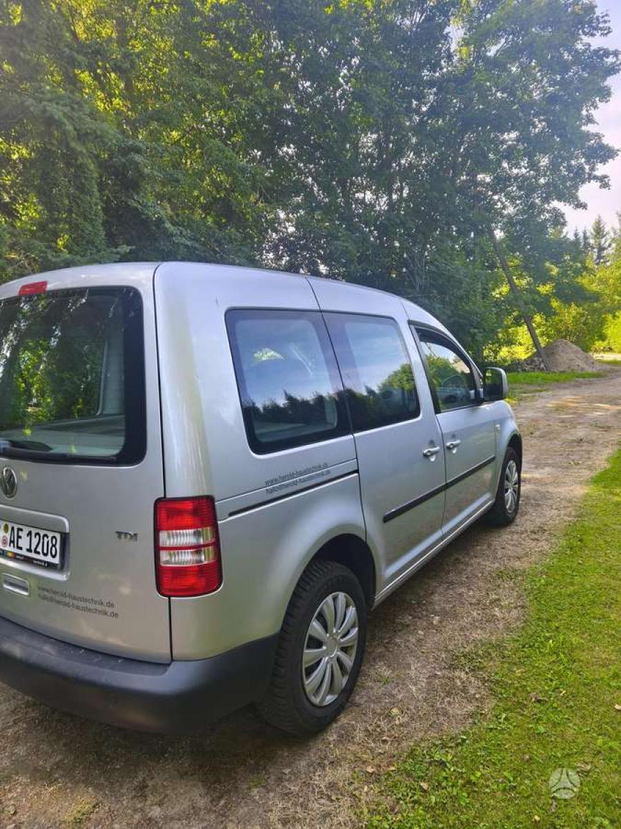 Pelēks Volkswagen Caddy 2013 Pasvalys, ar dzinēja tilpumu 1.60 L un nobraukumu 2 tūkst. km par 4350 €, foto 6 vietnē AUTOMOTO.COM.LV