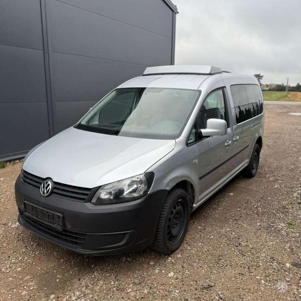 Pelēks Volkswagen Caddy 2013 Kauņa, ar dzinēja tilpumu 1.97 L un nobraukumu 203 tūkst. km par 4100 €, foto 1 vietnē AUTOMOTO.COM.LV