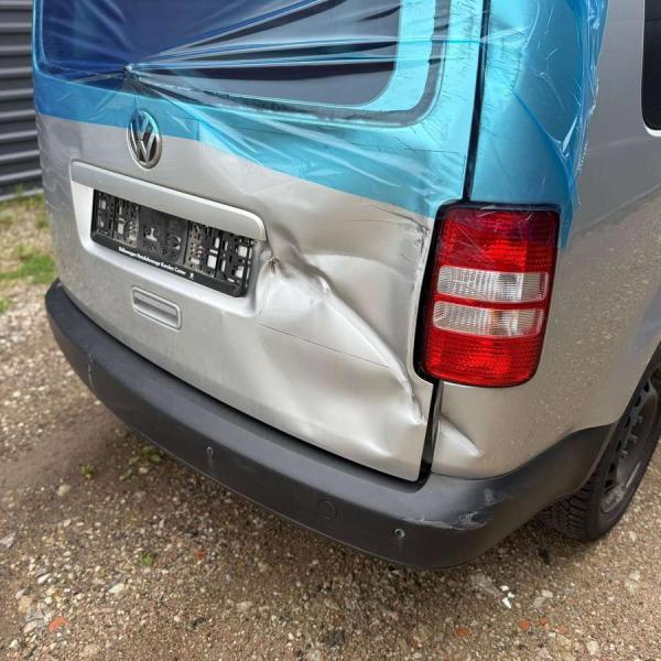 Pelēks Volkswagen Caddy 2013 Kauņa, ar dzinēja tilpumu 1.97 L un nobraukumu 203 tūkst. km par 4100 €, foto 11 vietnē AUTOMOTO.COM.LV