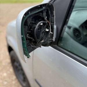 Pelēks Volkswagen Caddy 2013 Kauņa, ar dzinēja tilpumu 1.97 L un nobraukumu 203 tūkst. km par 4100 €, foto 12 vietnē AUTOMOTO.COM.LV