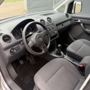 Pelēks Volkswagen Caddy 2013 Kauņa, ar dzinēja tilpumu 1.97 L un nobraukumu 203 tūkst. km par 4100 €, foto 22 vietnē AUTOMOTO.COM.LV