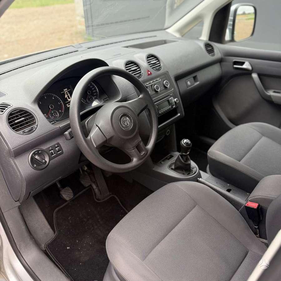 Pelēks Volkswagen Caddy 2013 Kauņa, ar dzinēja tilpumu 1.97 L un nobraukumu 203 tūkst. km par 4100 €, foto 22 vietnē AUTOMOTO.COM.LV
