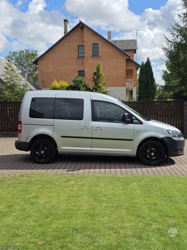Pelēks Volkswagen Caddy 2013 Radviliškis, ar dzinēja tilpumu 1.60 L un nobraukumu 155 tūkst. km par 6600 €, foto 9 vietnē AUTOMOTO.COM.LV
