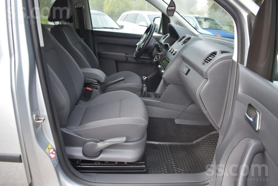 Pelēks Volkswagen Caddy 2013 Kuldīga, ar dzinēja tilpumu 1.60 L un nobraukumu 0 tūkst. km par 7690 €, foto 6 vietnē AUTOMOTO.COM.LV