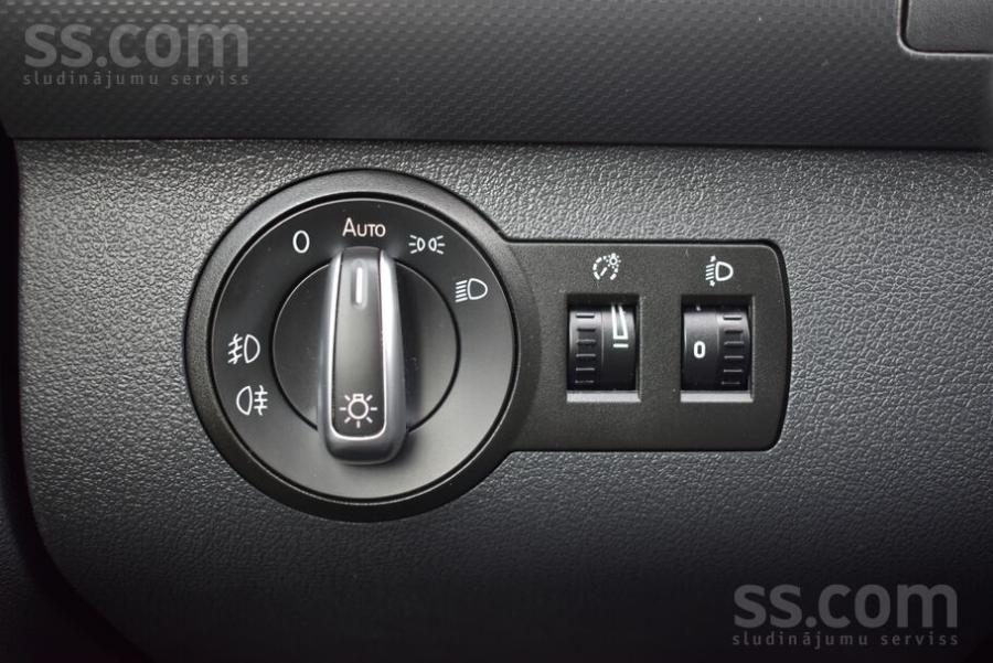 Pelēks Volkswagen Caddy 2013 Kuldīga, ar dzinēja tilpumu 1.60 L un nobraukumu 0 tūkst. km par 7690 €, foto 20 vietnē AUTOMOTO.COM.LV