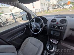 Pelēks Volkswagen Caddy 2014 Rīga, ar dzinēja tilpumu 1.60 L un nobraukumu 282 tūkst. km par 7800 €, foto 6 vietnē AUTOMOTO.COM.LV
