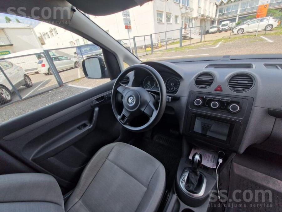 Pelēks Volkswagen Caddy 2014 Rīga, ar dzinēja tilpumu 1.60 L un nobraukumu 282 tūkst. km par 7800 €, foto 6 vietnē AUTOMOTO.COM.LV