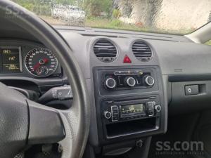 Pelēks Volkswagen Caddy 2014 Ogre, ar dzinēja tilpumu 1.60 L un nobraukumu 399 tūkst. km par 3900 €, foto 4 vietnē AUTOMOTO.COM.LV