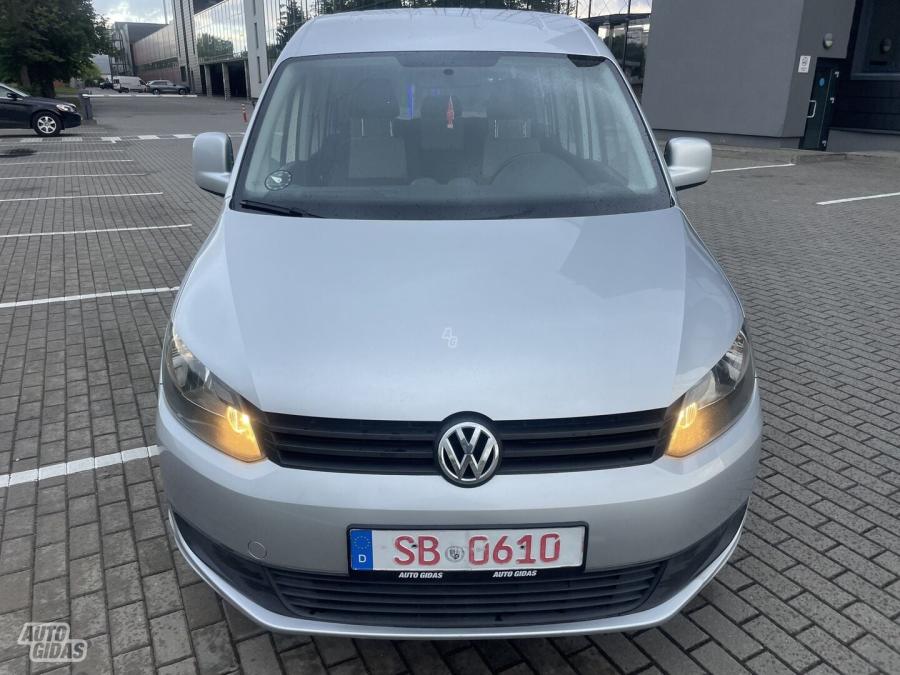Grey Volkswagen Caddy 2014 in Kaunas, with an engine capacity of 1.60 L and mileage of 260 thousand km for 5700 €, photo 3 on AUTOMOTO.COM.LV