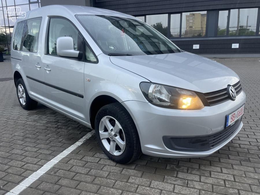 Grey Volkswagen Caddy 2014 in Kaunas, with an engine capacity of 1.60 L and mileage of 260 thousand km for 5700 €, photo 4 on AUTOMOTO.COM.LV
