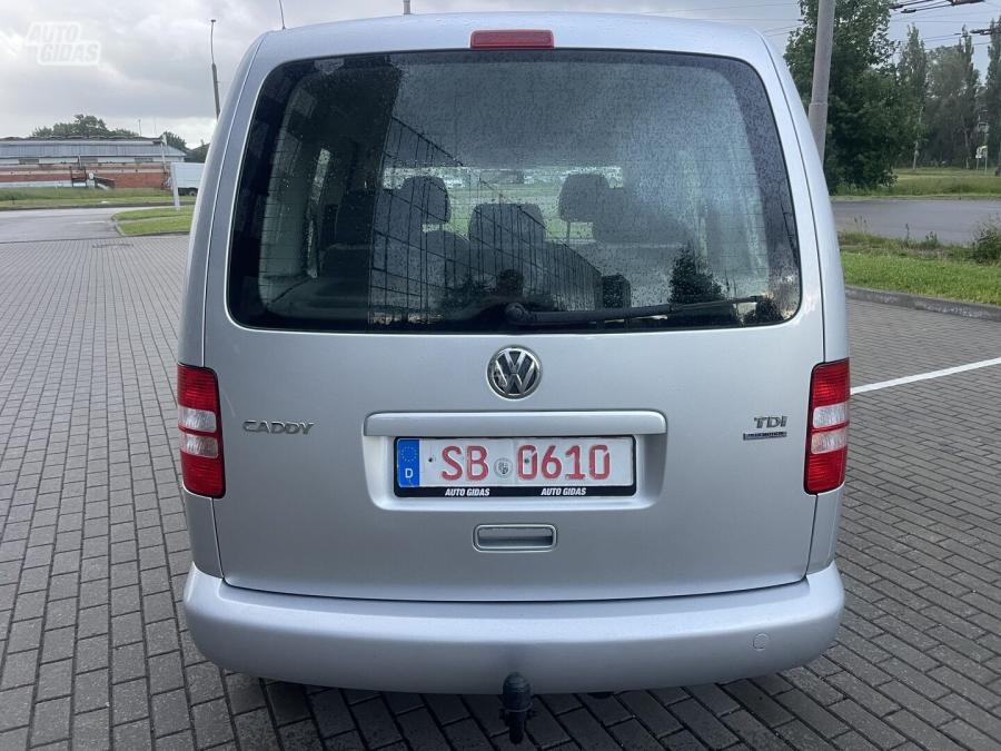 Grey Volkswagen Caddy 2014 in Kaunas, with an engine capacity of 1.60 L and mileage of 260 thousand km for 5700 €, photo 6 on AUTOMOTO.COM.LV