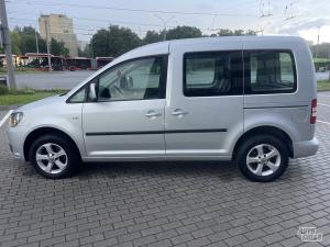 Grey Volkswagen Caddy 2014 in Kaunas, with an engine capacity of 1.60 L and mileage of 260 thousand km for 5700 €, photo 7 on AUTOMOTO.COM.LV