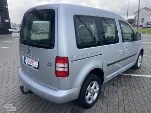 Grey Volkswagen Caddy 2014 in Kaunas, with an engine capacity of 1.60 L and mileage of 260 thousand km for 5700 €, photo 15 on AUTOMOTO.COM.LV