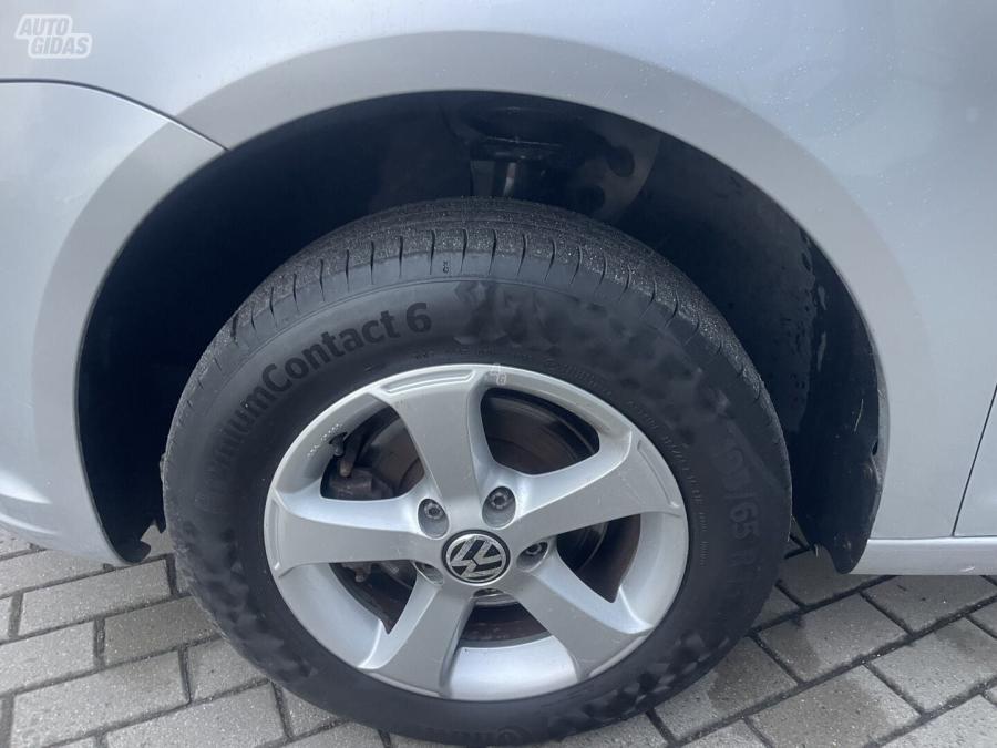 Grey Volkswagen Caddy 2014 in Kaunas, with an engine capacity of 1.60 L and mileage of 260 thousand km for 5700 €, photo 18 on AUTOMOTO.COM.LV
