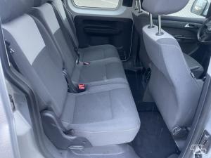 Grey Volkswagen Caddy 2014 in Kaunas, with an engine capacity of 1.60 L and mileage of 260 thousand km for 5700 €, photo 24 on AUTOMOTO.COM.LV