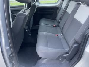 Grey Volkswagen Caddy 2014 in Kaunas, with an engine capacity of 1.60 L and mileage of 260 thousand km for 5700 €, photo 25 on AUTOMOTO.COM.LV