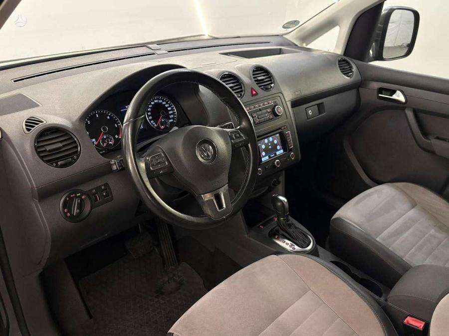 Pelēks Volkswagen Caddy 2014 Marijampole, ar dzinēja tilpumu 1.60 L un nobraukumu 252 tūkst. km par 7850 €, foto 3 vietnē AUTOMOTO.COM.LV