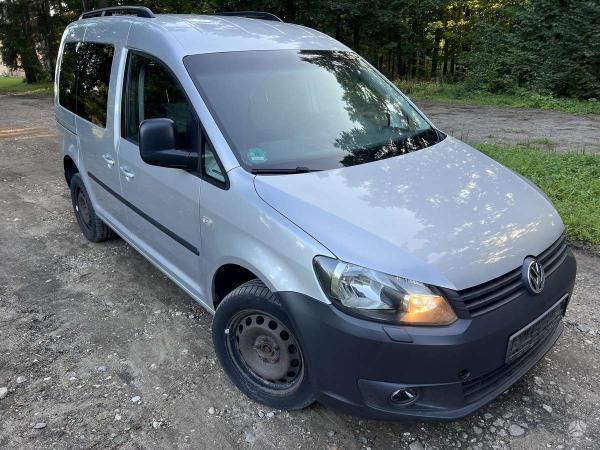 Grey Volkswagen Caddy 2014 in Utena, with an engine capacity of 2.00 L and mileage of 270 thousand km for 6500 €, photo 1 on AUTOMOTO.COM.LV