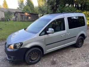 Grey Volkswagen Caddy 2014 in Utena, with an engine capacity of 2.00 L and mileage of 270 thousand km for 6500 €, photo 4 on AUTOMOTO.COM.LV