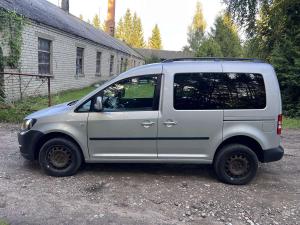Grey Volkswagen Caddy 2014 in Utena, with an engine capacity of 2.00 L and mileage of 270 thousand km for 6500 €, photo 8 on AUTOMOTO.COM.LV