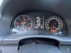 Grey Volkswagen Caddy 2014 in Utena, with an engine capacity of 2.00 L and mileage of 270 thousand km for 6500 €, photo 18 on AUTOMOTO.COM.LV