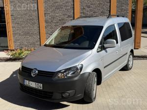 Grey Volkswagen Caddy 2014 in Jelgava, with an engine capacity of 2.00 L and mileage of 245 thousand km for 8200 €, photo 1 on AUTOMOTO.COM.LV