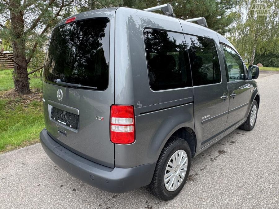 Pelēks Volkswagen Caddy 2014 Marijampole, ar dzinēja tilpumu 1.60 L un nobraukumu 150 tūkst. km par 7700 €, foto 6 vietnē AUTOMOTO.COM.LV