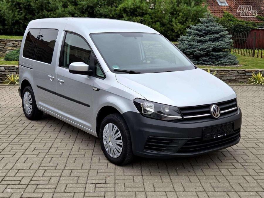 Grey Volkswagen Caddy 2015 in Vilnius, with an engine capacity of 2.00 L and mileage of 280 thousand km for 8800 €, photo 12 on AUTOMOTO.COM.LV