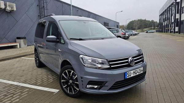 Grey Volkswagen Caddy 2015 in Jonava, with an engine capacity of 1.97 L and mileage of 298 thousand km for 12499 €, photo 7 on AUTOMOTO.COM.LV