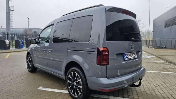 Grey Volkswagen Caddy 2015 in Jonava, with an engine capacity of 1.97 L and mileage of 298 thousand km for 12499 €, photo 10 on AUTOMOTO.COM.LV