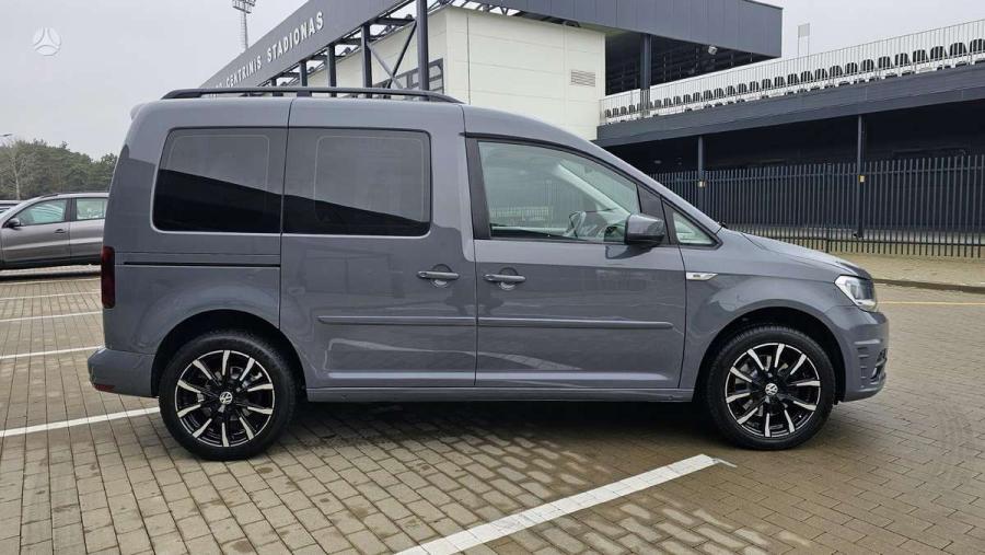Pelēks Volkswagen Caddy 2015 Jonava, ar dzinēja tilpumu 1.97 L un nobraukumu 298 tūkst. km par 12499 €, foto 15 vietnē AUTOMOTO.COM.LV